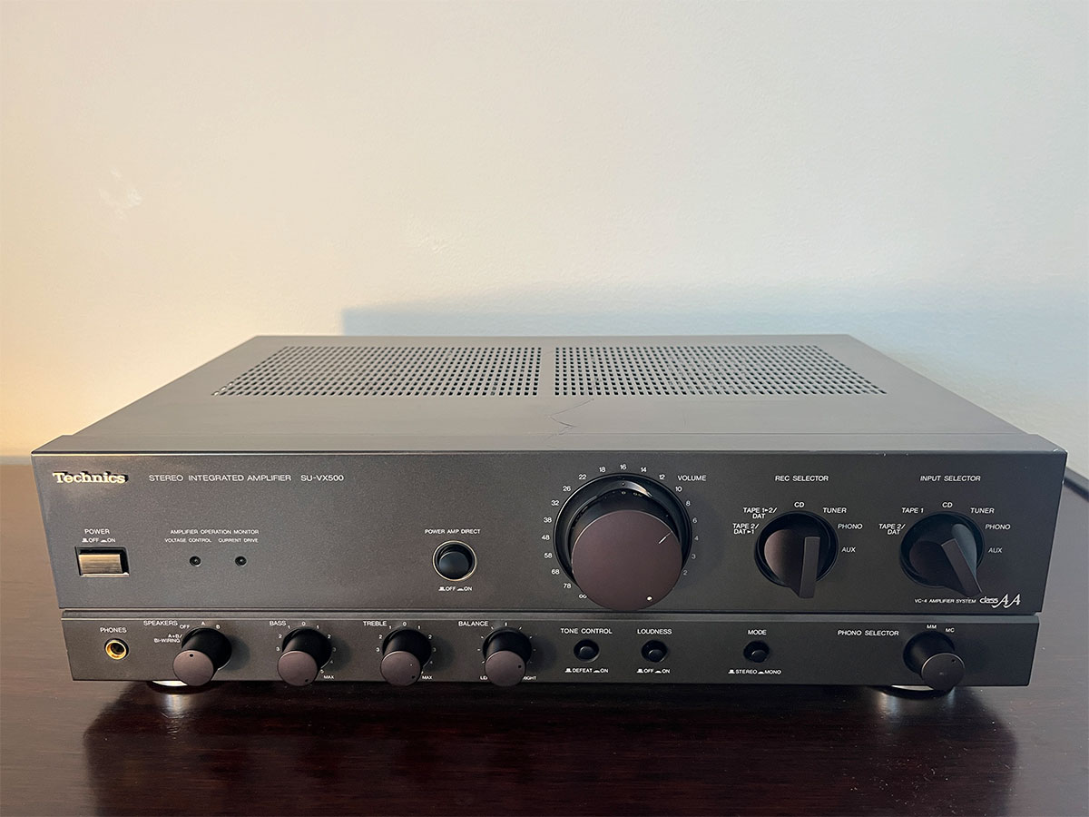 Amplifiers, receivers and other components